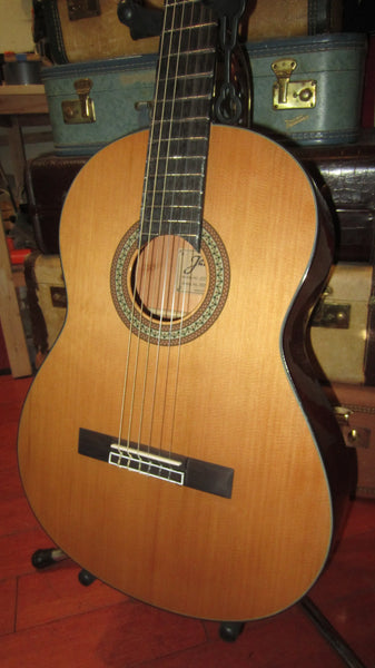 Jasmine JC-27 Classical Nylon String Natural – Rivington Guitars